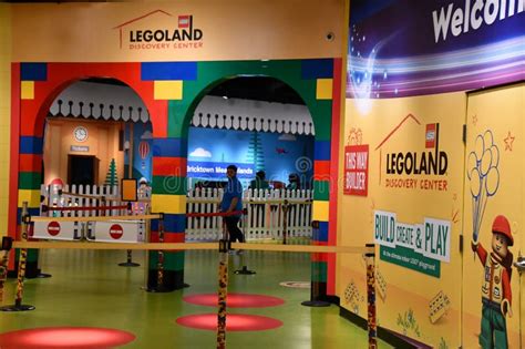 Legoland Discovery Center At American Dream In East Rutherford New