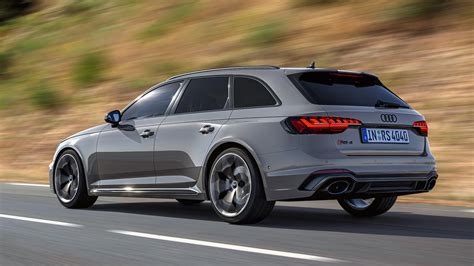 Audi RS4 Price in UAE, Images, Specs & Features