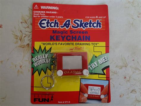 Etch A Sketch エッチ ア スケッチ マジックスクリーン キーチェーンその他｜売買されたオークション情報、yahooの商品情報