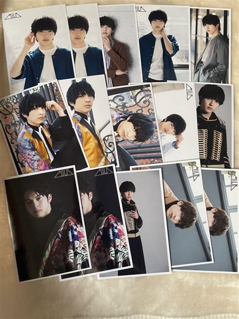 吉田仁人 写真 35枚 メルカリ