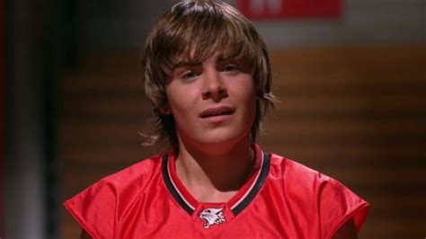¿por Qué Se Cree Que Troy Bolton Fue El Personaje Que Sufrió Más