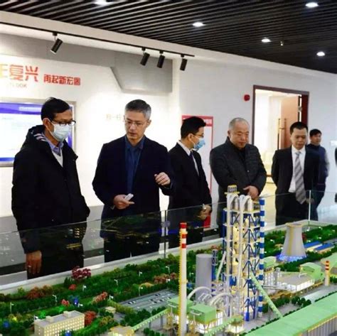 柬埔寨驻华公使衔参赞高度评价华新水泥为柬经济社会发展做出的贡献萨达罗一行公司