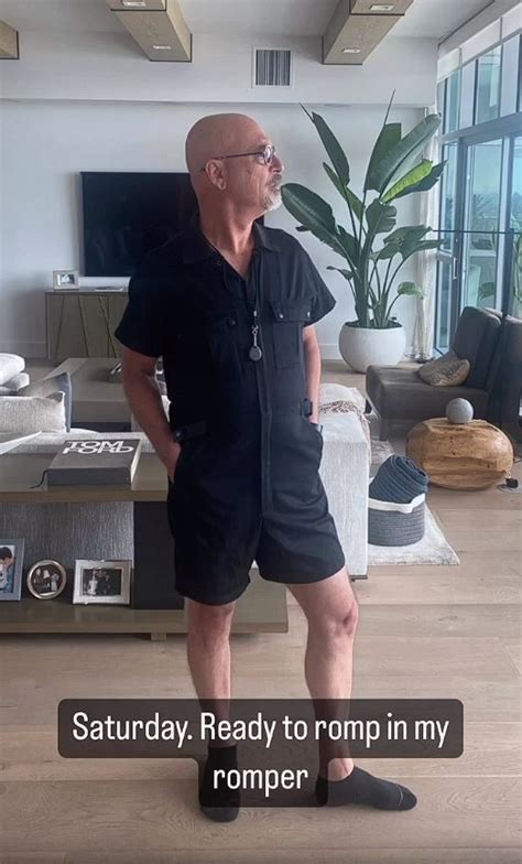 Agts Howie Mandel Gives Rare Look Inside His Lavish 10million Mansion