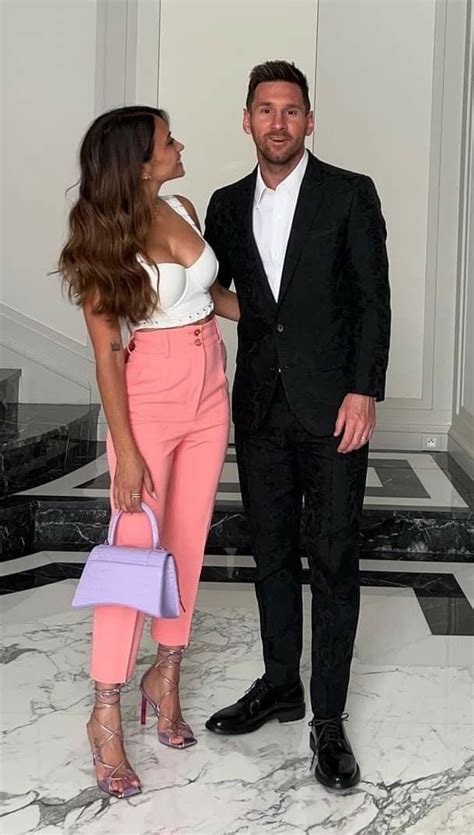 Pin By Nestor Lauman On Lionel Messi Antonella Roccuzzo Fashion