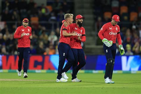 T20 World Cup 2022 Ravi Shastri Picks His Semi Finalists रवि