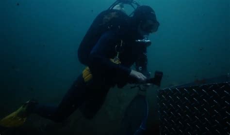 Short SCUBA Fight Low Quality ThisVid