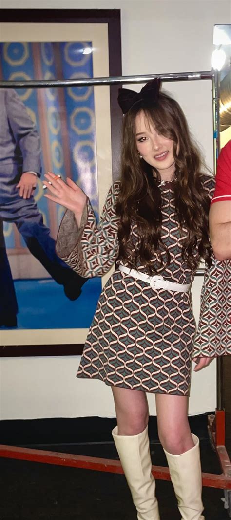 Tina R Offlinetvgirls
