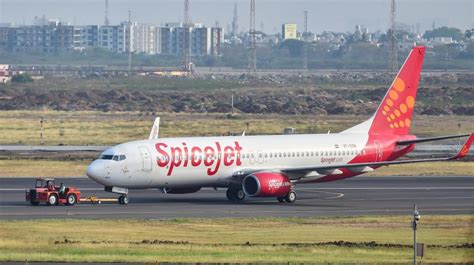 Dgca Notice To Spicejet For 8 Mid Air Incidents In Past 8 Days Dgca