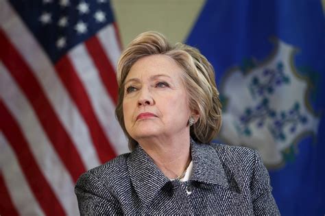 Hillary Clinton Meets With Sandy Hook Families Vows To Push For Gun