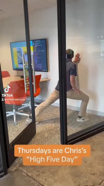 Chris Cobb S E On Linkedin High Five Day