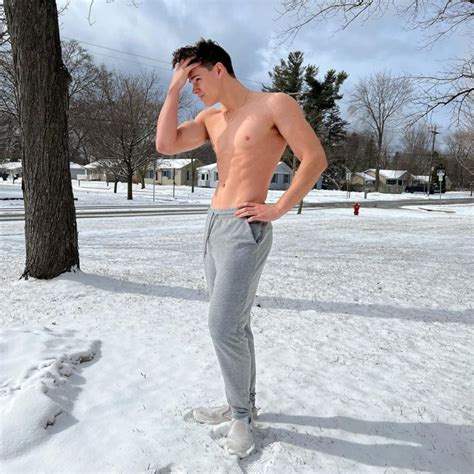 Hayden Sawyer Photo 5