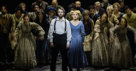 Broadways Sweeney Todd Stages Impromptu Concert Reading Due To Set