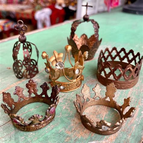 Mini Crown Choose Style Cotton And Crete