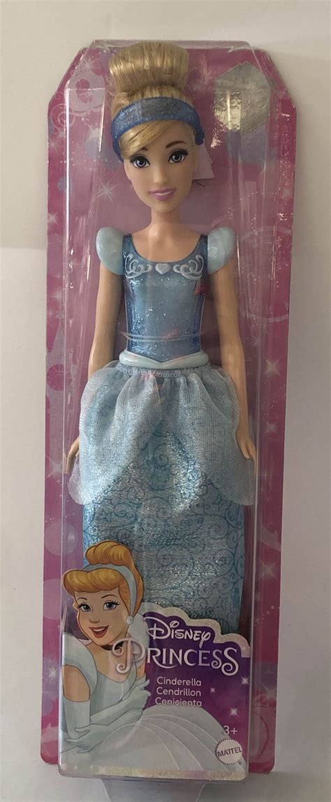 POUPEE DISNEY PRINCESS CENDRILLON POUSSIERE D ETOILES HLW06 MATTEL