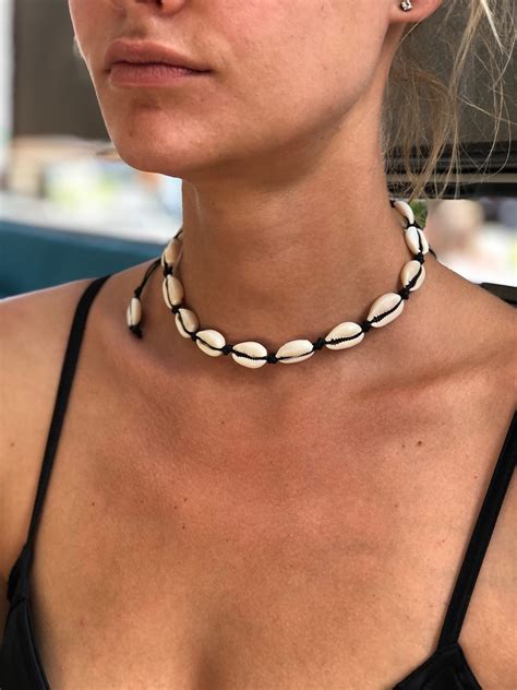 Shell Choker Necklace Cowrie Chocker Black Shell Adjustable Necklace