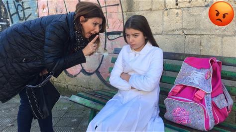 Elena Non È Andata A Scuola Scherzo A Mamma Youtube