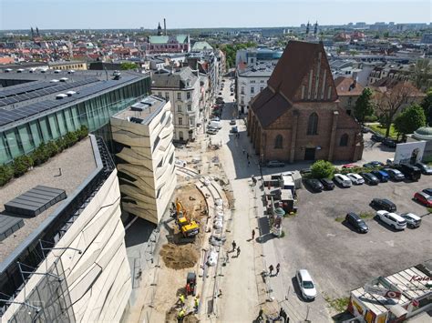 Ograniczenie dojazdu do posesji przy ul Św Marcin Poznańskie