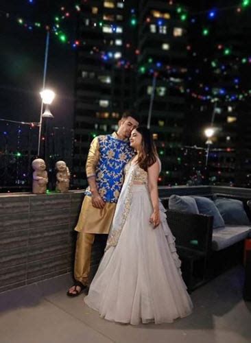Mahhi Vij Celebrates First Karwa Chauth Post Motherhood Hubby Jay