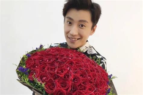 乔任梁父亲中毒住院，首次解释做短视频原因，承认自己需要流量凤凰网