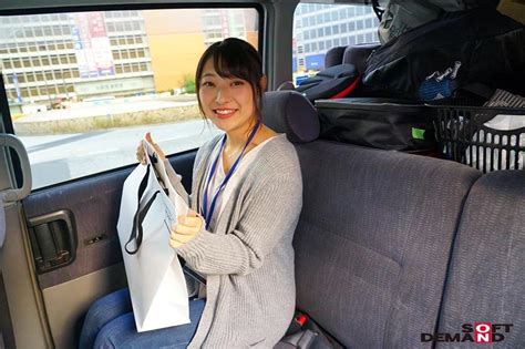 「緊急発売！sod女子社員 新卒採用で見つけた超可愛い内定者「中山ちゃん」のえっち過ぎる貴重な入社前sexが撮れました！インターン生として健気