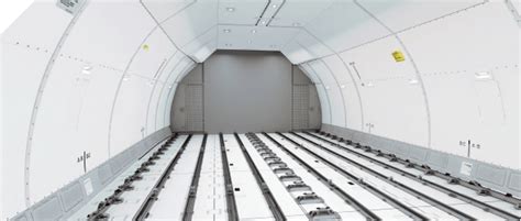 Main Deck Containers Aviusuld