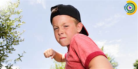 نوجوان پرخاشگر آیدانیتو