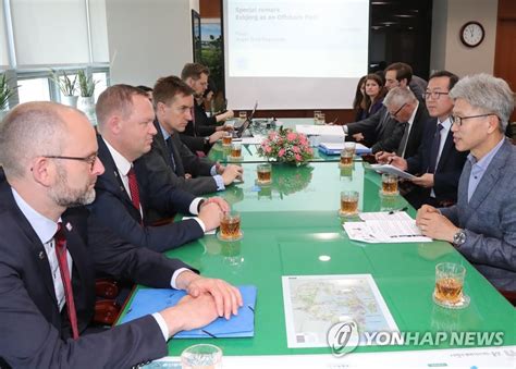 덴마크 에스비아르시 관계자들 울산 방문 연합뉴스