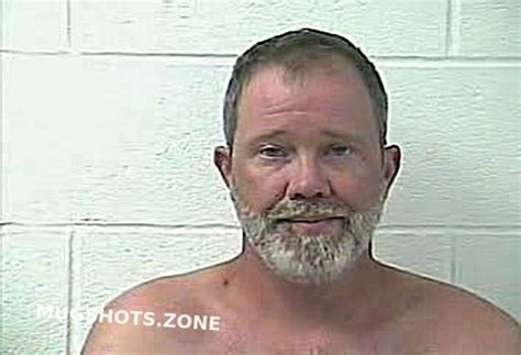 Stephen Corey Edward 08 29 2022 Daviess County Mugshots Zone