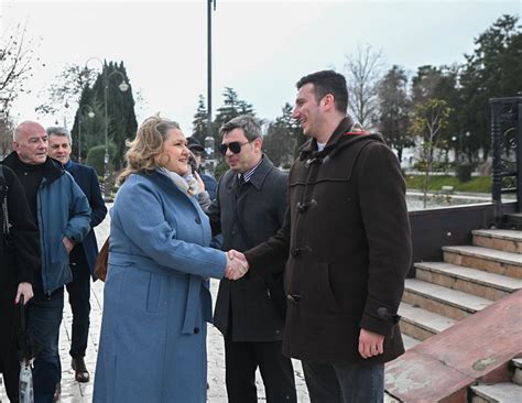 Министерката Петровска на Водици во Струга Mk