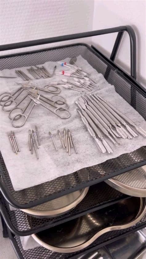 Каталог курсов для визажистов в 2024 г Инструменты для маникюра Маникюр Деловой маникюр