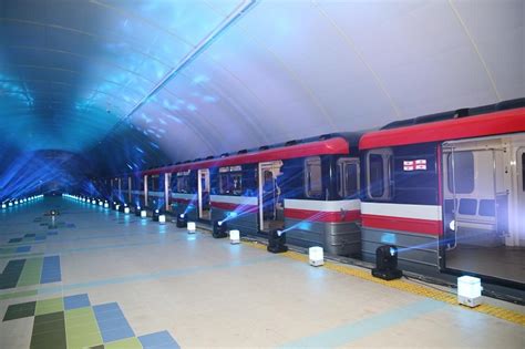 თბილისში მეტროს ახალი სადგური სახელმწიფო უნივერსიტეტი გაიხსნა კვირის პალიტრა