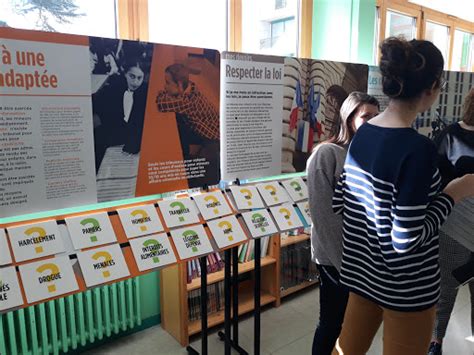 Exposition Questions de justice les 4èmes face à leurs droits et
