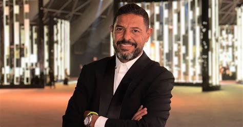 بعد عمرو أديب حصول الموسيقار هاني فرحات على الجنسية السعودية راجل