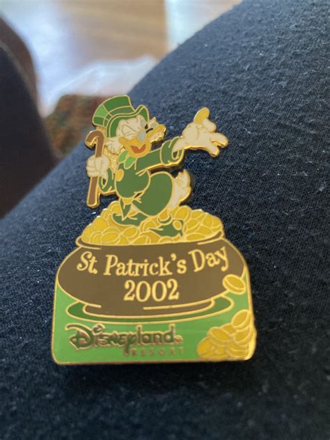 75403 Scrooge Mcduck St Patricks Day Disneyland Resort Disney Pin
