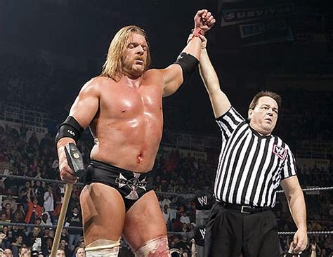 Triple H 2002 Attire