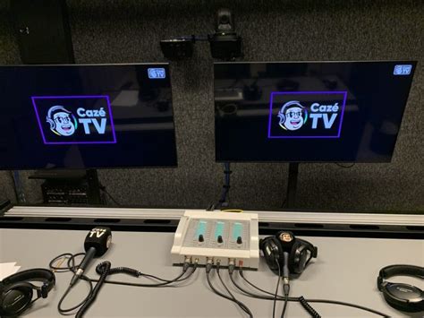 CONSOLES AEQ
