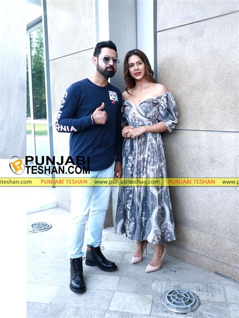 Gippy Grewal Sonam Bajwa Carry On Jatta Punjabi Teshan