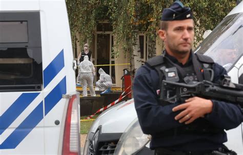 Attaque au couteau à Arras C est quoi l alerte urgence attentat