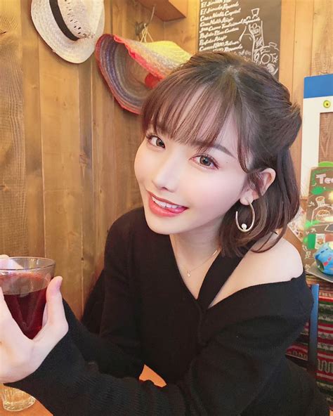 2019最後一彈「超強福利」！深田詠美扮「魅魔」超用心 背後長出惡魔尾巴！