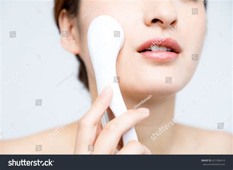 1251 Ion Skin 이미지 스톡 사진 및 벡터 Shutterstock