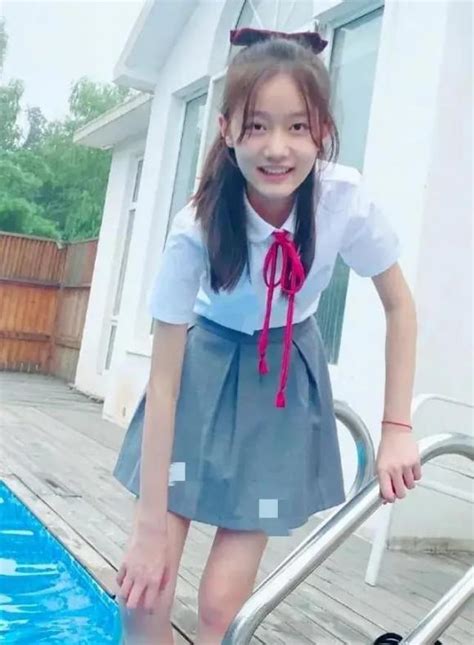Tại Sao Con Gái Triệu Vy Tiểu Tứ Nguyệt Lại Xuất Sắc Như Vậy Ngoại