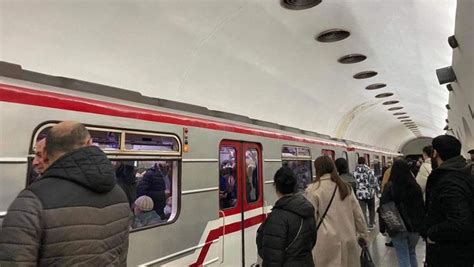 რა ხდებოდა თბილისის მეტროში რამდენიმე წუთის წინ