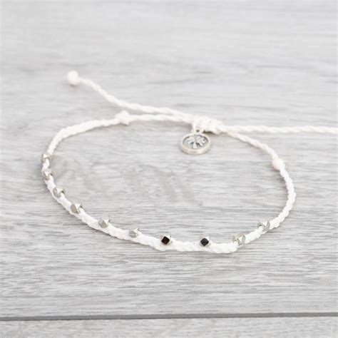 White Cube Beaded Bracelet