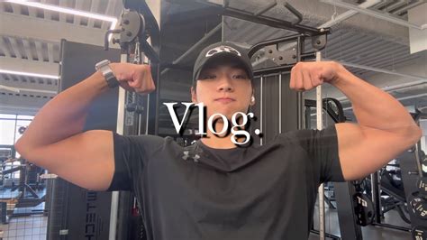 Vlog 헬스 트레이너의 쉬는날 브이로그 일요일 브이로그 일상 브이로그 식단 브이로그 운동 브이로그 생닭 맛있게 먹는 법 생닭 갈아 먹기 팔운동등운동