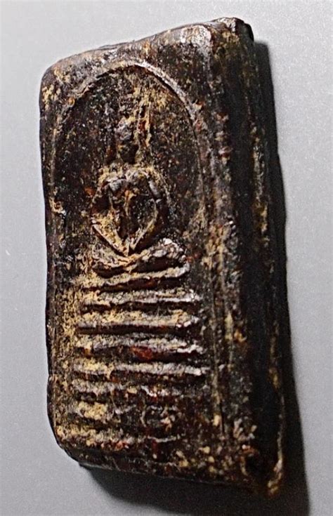 สมเด็จ 7 ชั้น เนื้อครั่งพุทรา ลพ ทองสุข วัดโตนดหลวง 13005 ขายแล้ว