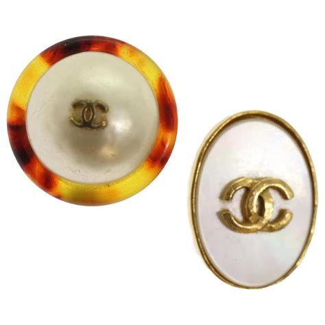 Chanel COCO Mark White Metal Ref 1022020 Joli Closet