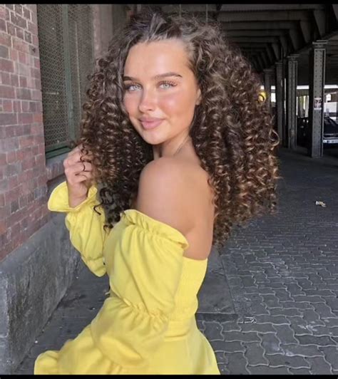 Wer Findet Louisa Jindoui Auch Geil R Influencernsfw