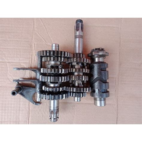 Jual Gigi Gear Rasio Set Suzuki Satria Fu Karbu Speed ORIGINAL Shopee Indonesia