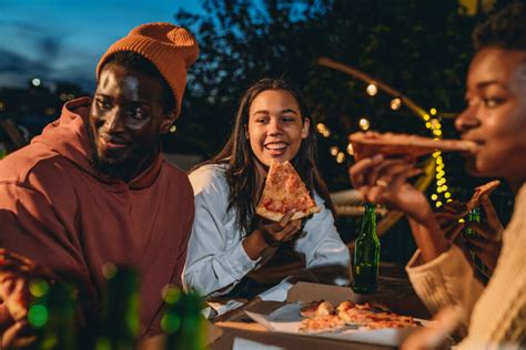 New Poll Measures Just How Pizza Crazy Americans Really Are Pmq Pizza