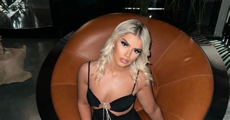 Shefat e mediave më kanë kërkuar favore s ksuale moderatorja sportive shqiptare shokon me